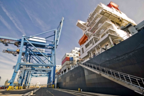 Press Center - Delta Presents Energy-Saving Harbor Crane Solutions - Delta